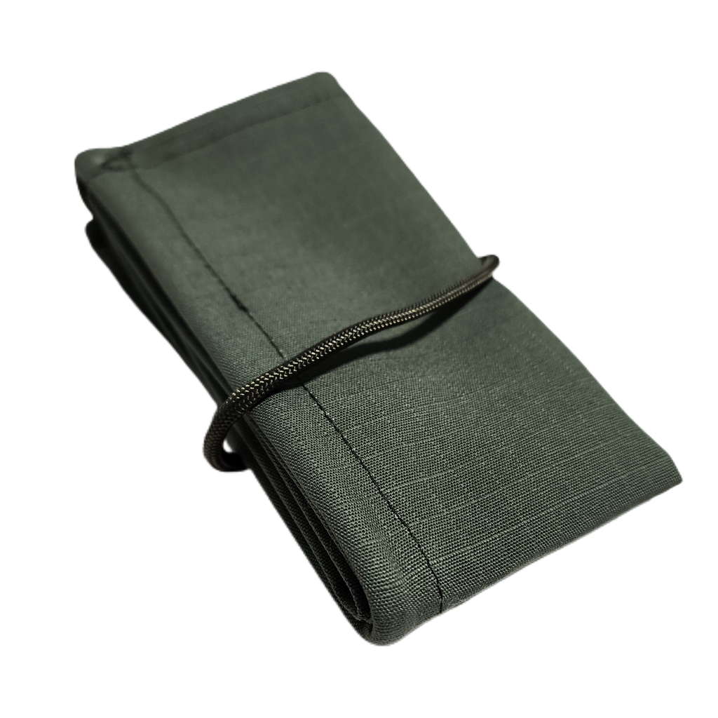 Pull Cloth - Lightweight minimalist handkerchief with paracord lanyard ...