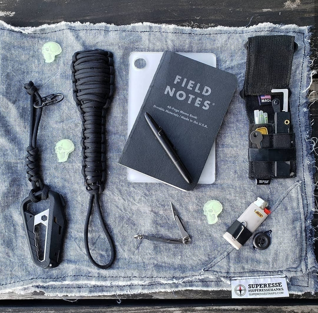 Saw Shemagh: Firestarter sewn button, built-in Kevlar Utility Saw, Fire ...